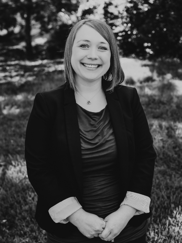 Anna Holt | Hollstadt Consulting